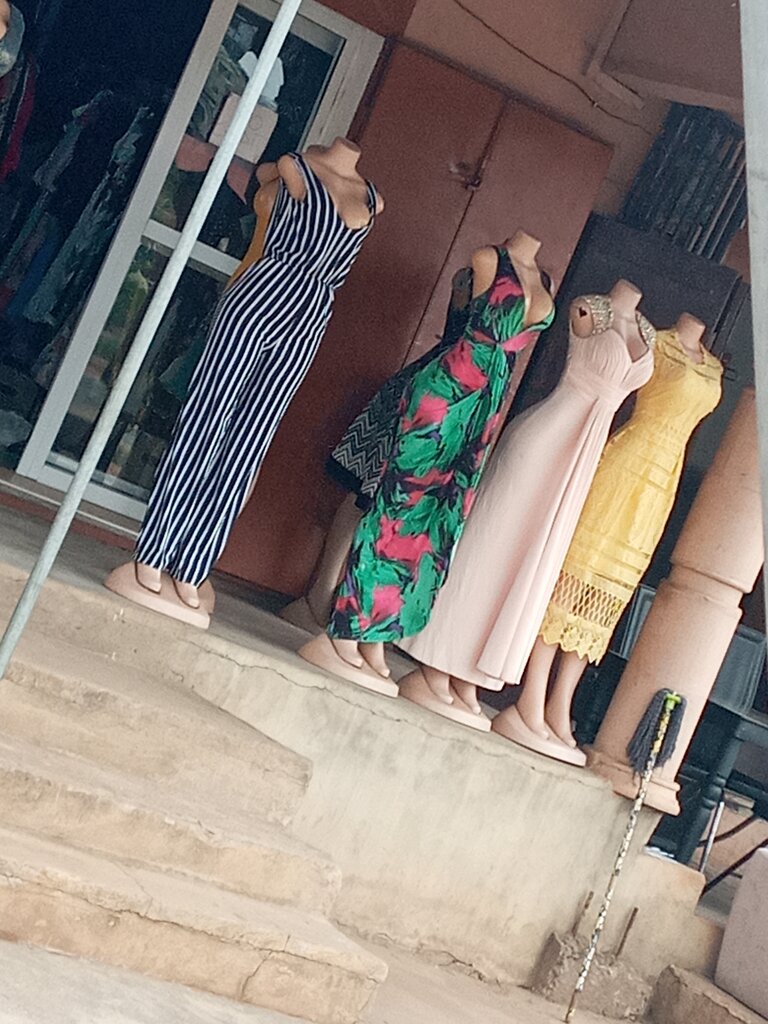 Giyim mağazası Afiyat trends, Dünya, foto