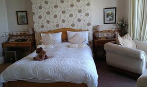 Min Y Don Guest House (Wales, Conwy, Llanfairfechan), otel  Galler'den