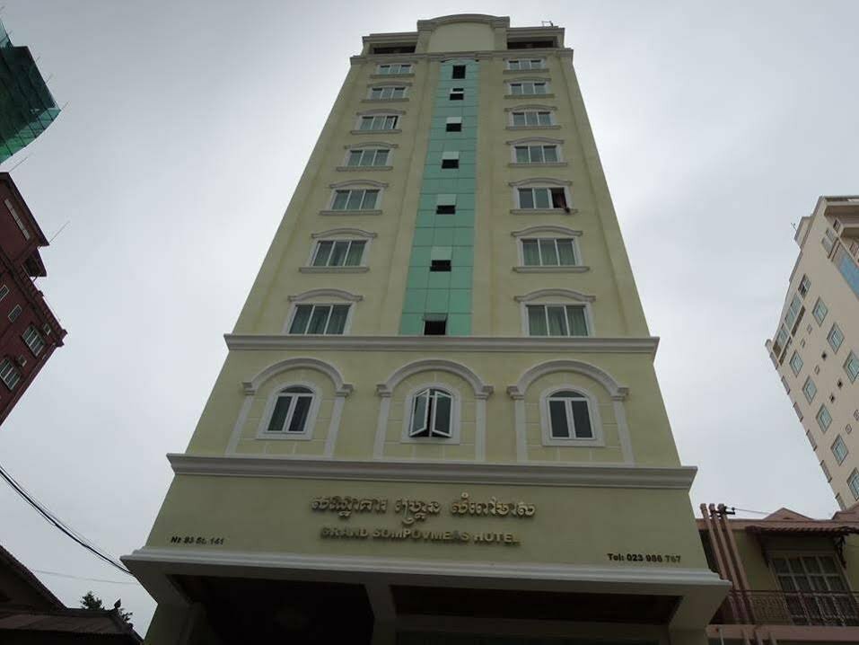 Otel Grand Sompovmeas Hotel, Phnom Penh, foto