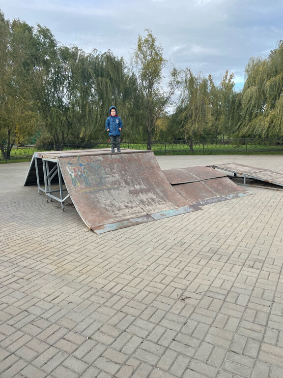 Kaykay parkı Скейтплощадка, Taganrog, foto