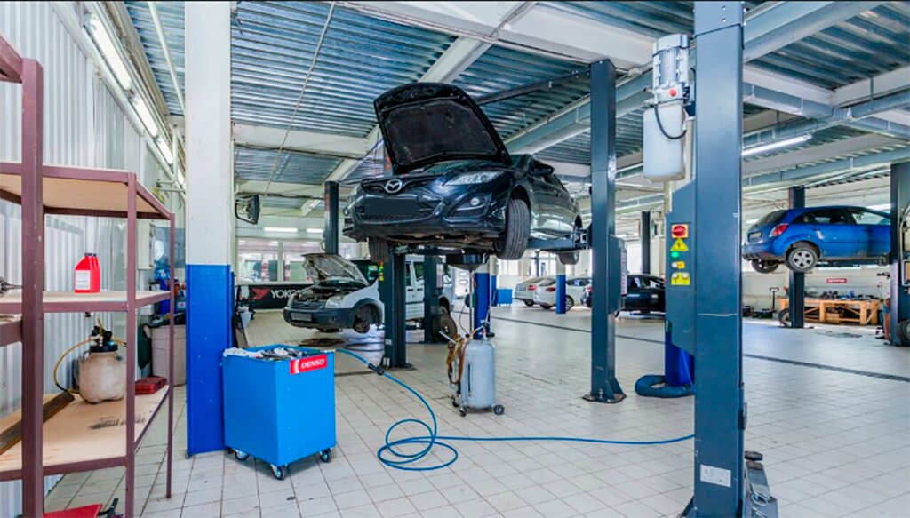 Otomobil servisi Alfa Servis, Mytişçi, foto