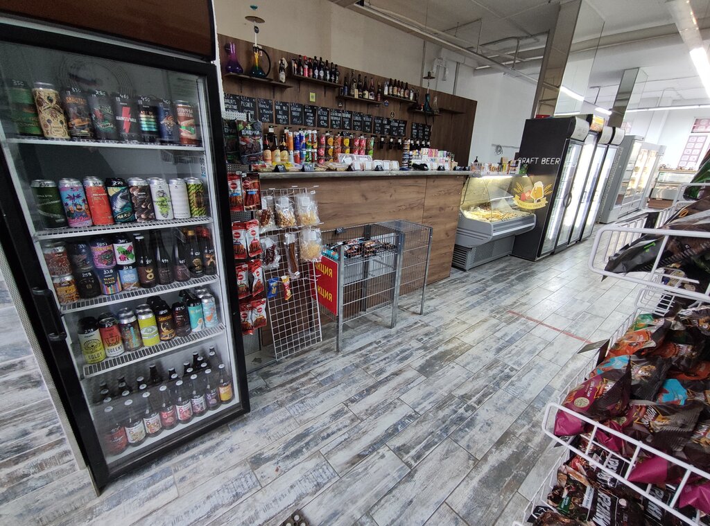 Bira dükkanı Craft n' Draft, Kazan, foto