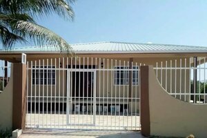 I & R Home (Belize City), otel  Belize'den