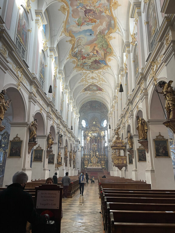 Katolik kiliseleri Church of Saint Peter, Münih, foto