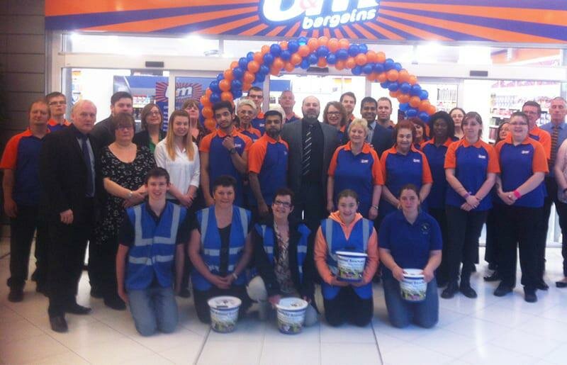 i̇ndirim ve fırsat sistemleri B&m Home Store, İngiltere, foto