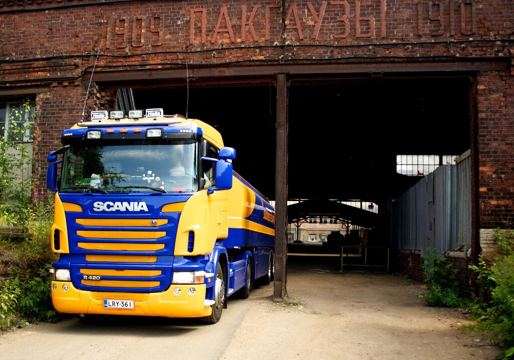 Gümrük depoları Sudomech Supply Ltd, Saint‑Petersburg, foto