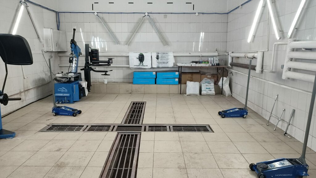 Jant ve lastikçiler Best-Tyres.ru Zhukovskiy, Jukovski, foto