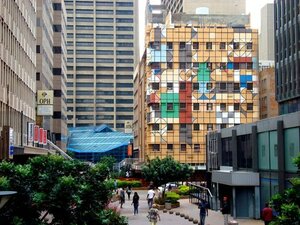 Dr Eve (Joubert Street No:22, Central Business District), tıp merkezleri ve klinikler  Johannesburg'dan