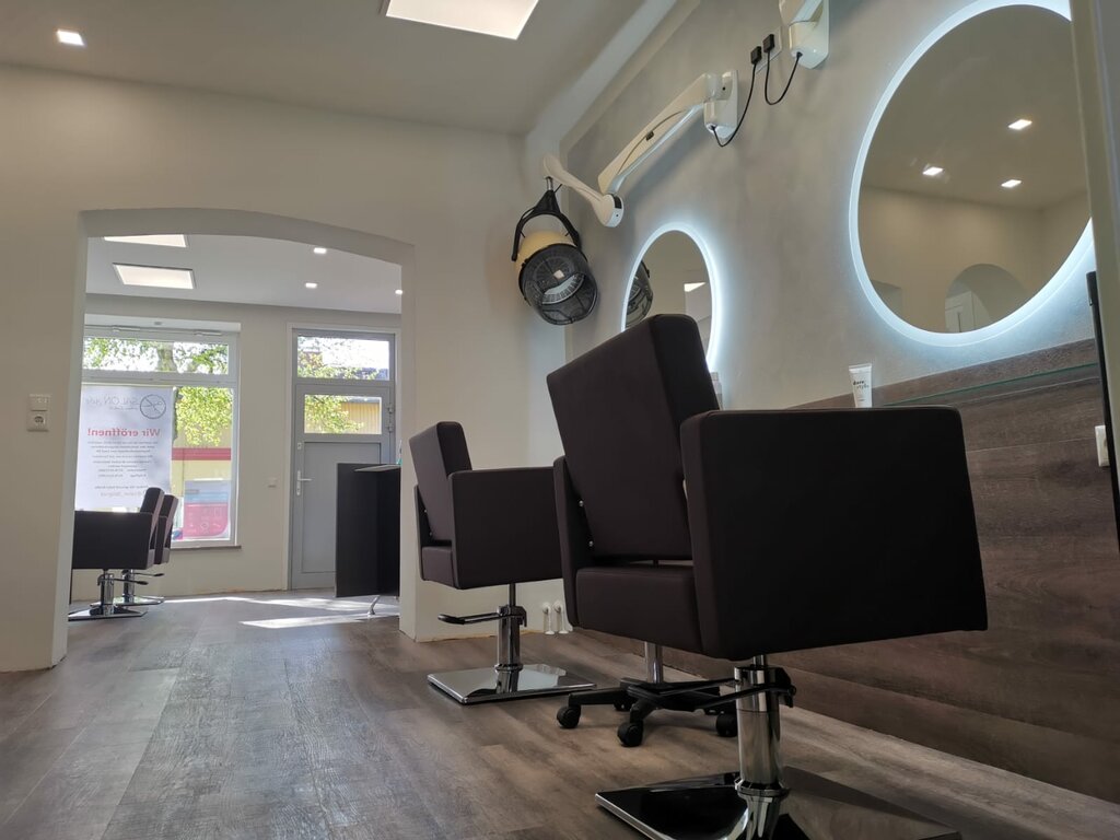 Berberler Salon 360 Grad Anna Zukolli, Kiel, foto