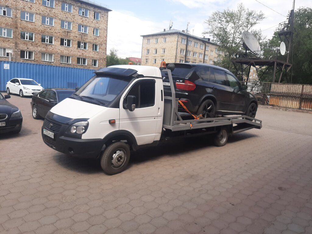 Çekici hizmeti Tow truck, Karağandı, foto