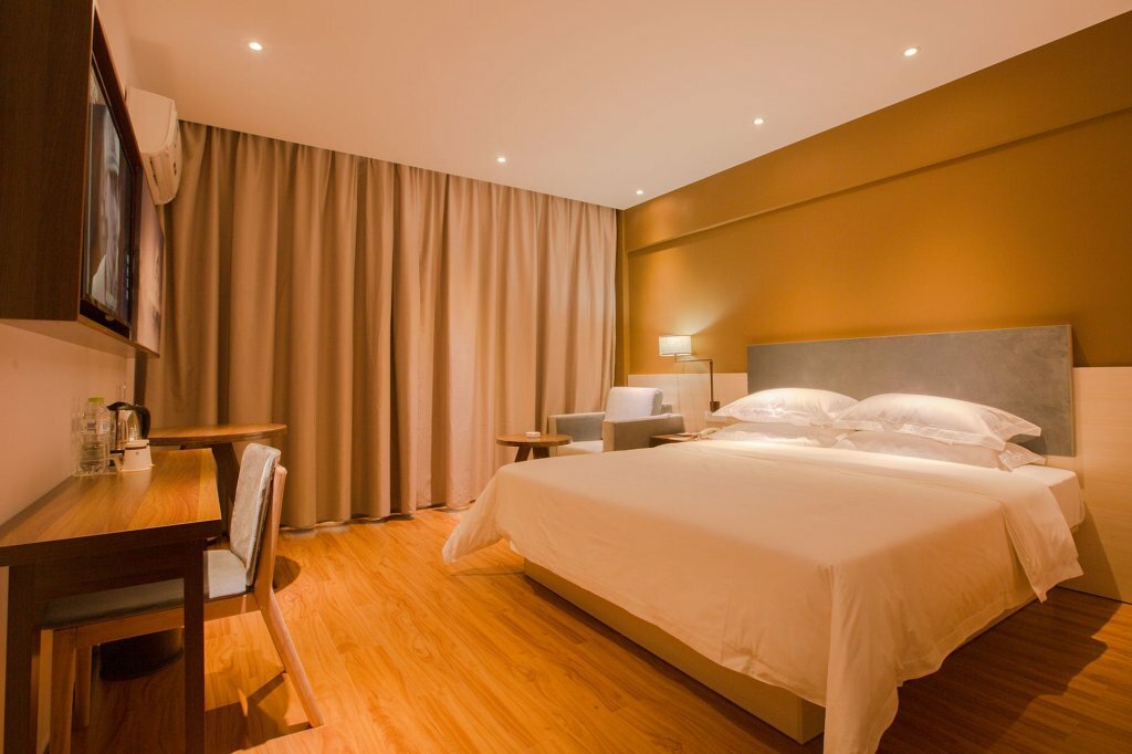 Otel Jtour Hotel Warmart Branch, Guilin, foto