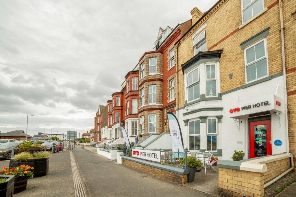 Otel Oyo Pier Hotel Rhyl, Galler, foto