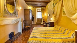 Hotel De La Beursaudiere (Bourgogne-Franche-Comté, Yonne, Arrondissement d'Avallon, Nitry, Chemin de Ronde, 9), otel