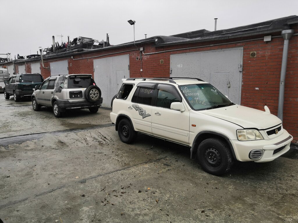 Çıkma yedek parça Auto parsing Honda Cr-v Rd1, Novosibirsk, foto