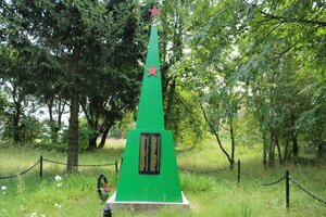 Обелиск (Smolensk Region, Shumyachskiy munitsipalny okrug, derevnya Krivoles), anıt, heykel  Smolenskaya oblastından