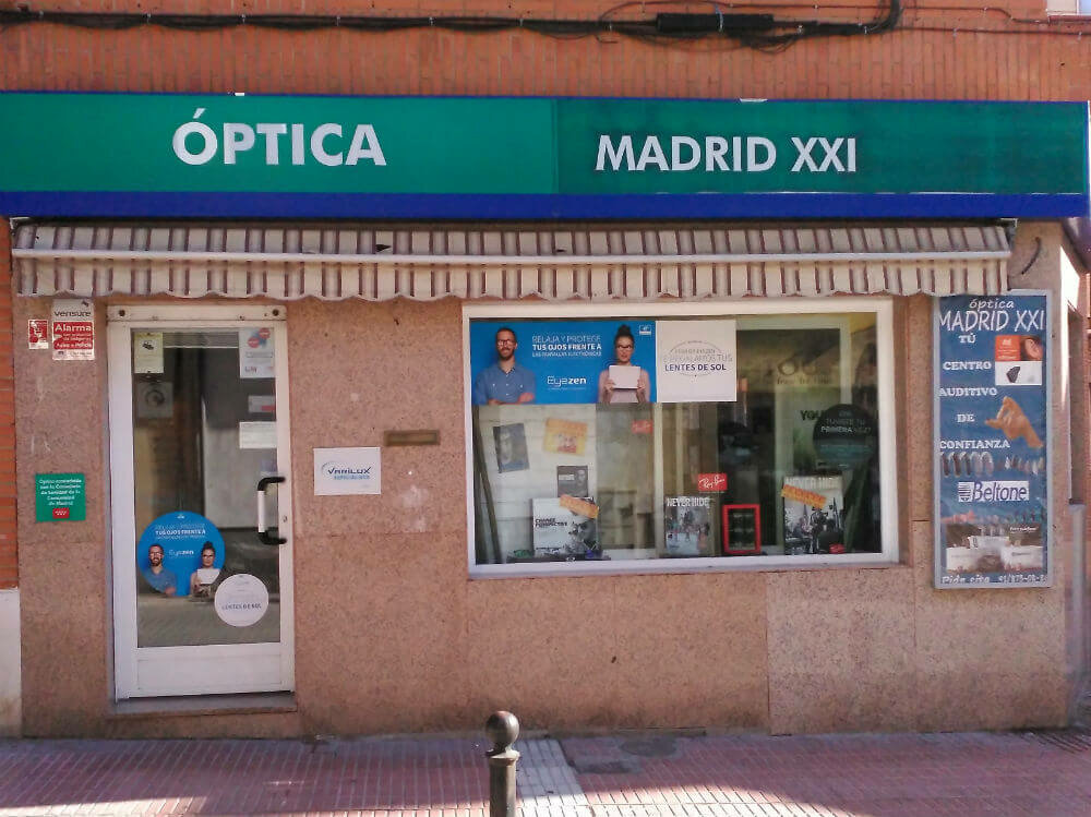 i̇şitme cihazları Ópticas Madrid XXI, Madrid, foto