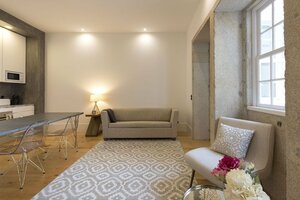 Downtown Almada Loft (City of Porto, Rua do Almada), otel  Porto'dan