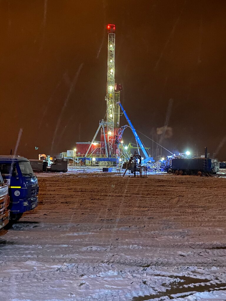 Petrol ve gaz firması Фракджет-Волга, Novy Urengoy, foto