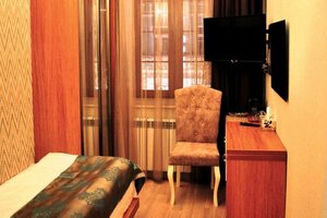 Solo Hotel (Gogol Street No:7, Nesimi District), otel  Bakü'den