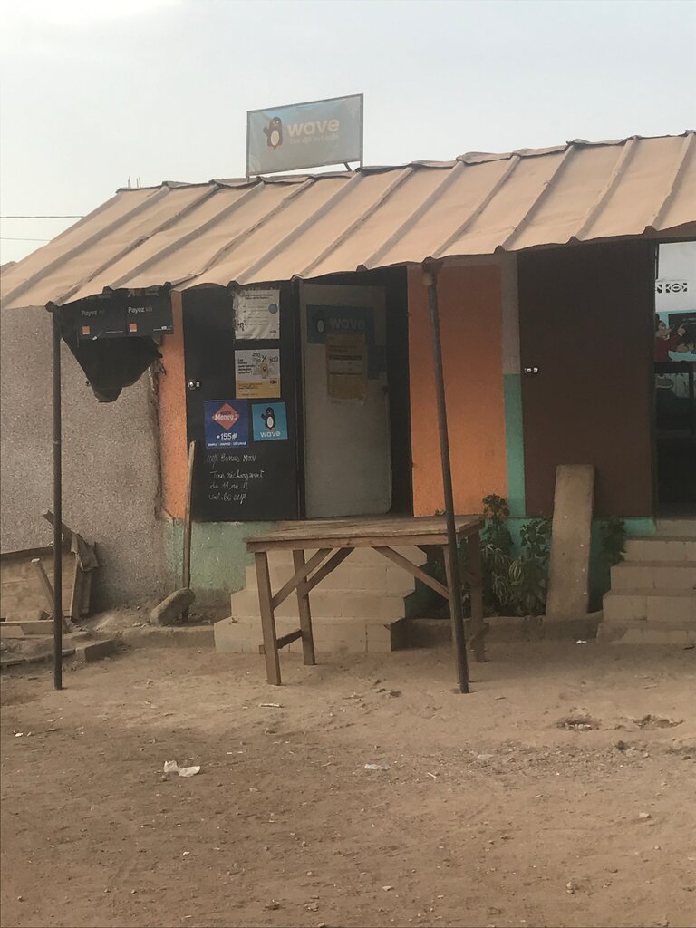 ATM'ler Wave, Bouake, foto