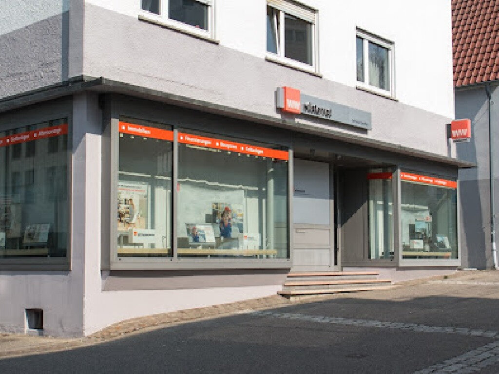 Banka Wüstenrot Bausparkasse: Marc Jung, Backnang, foto