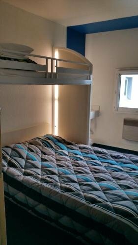 Otel HotelF1 Lyon Isle D'Abeau Ouest St Exupery, , foto