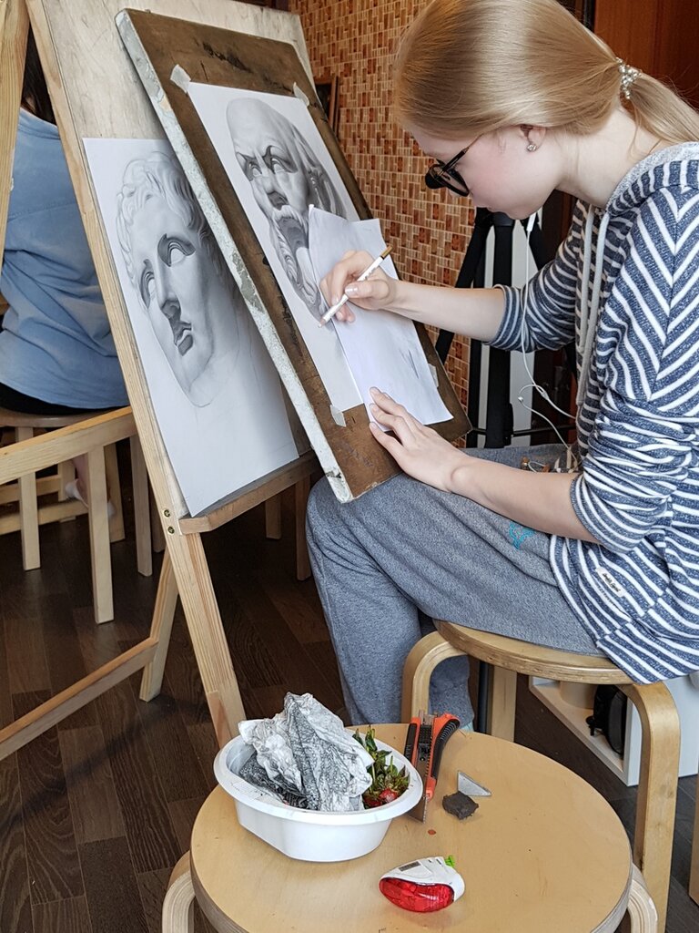 Sanat okulları Школа рисунка Александры Асейкиной, Moskova, foto