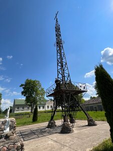 Эйфелева башня (Viciebskaja voblasc, Pastawski rajon, Kazlowshchynski sielsaviet, ahraharadok Paryž, Prirechnaya ulitsa), park, sokak heykeli  Vitebskaya oblastından