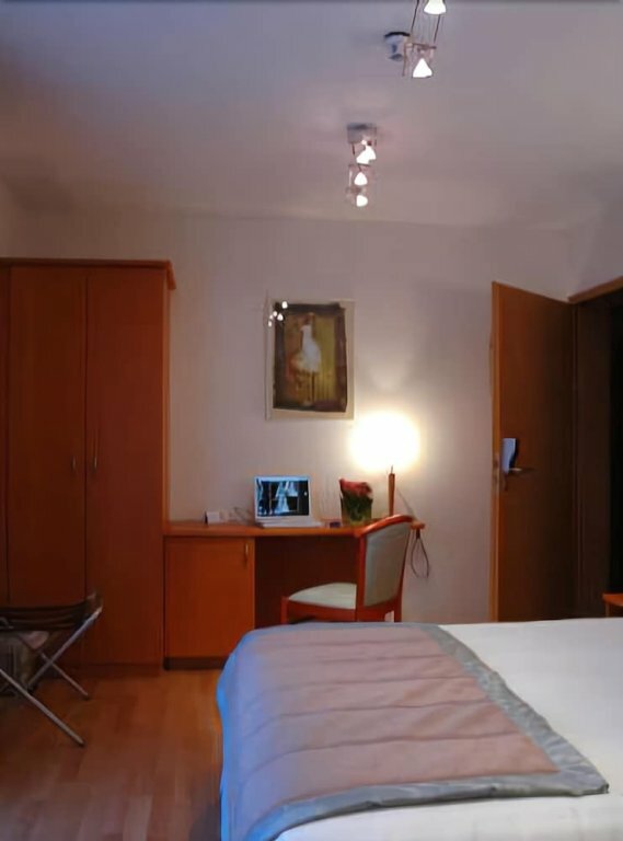 Otel Hotel South Charleroi Airport, Charleroi, foto