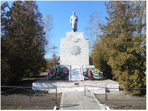 Anıt, heykel Monument, memorial, Kurskaya oblastı, foto