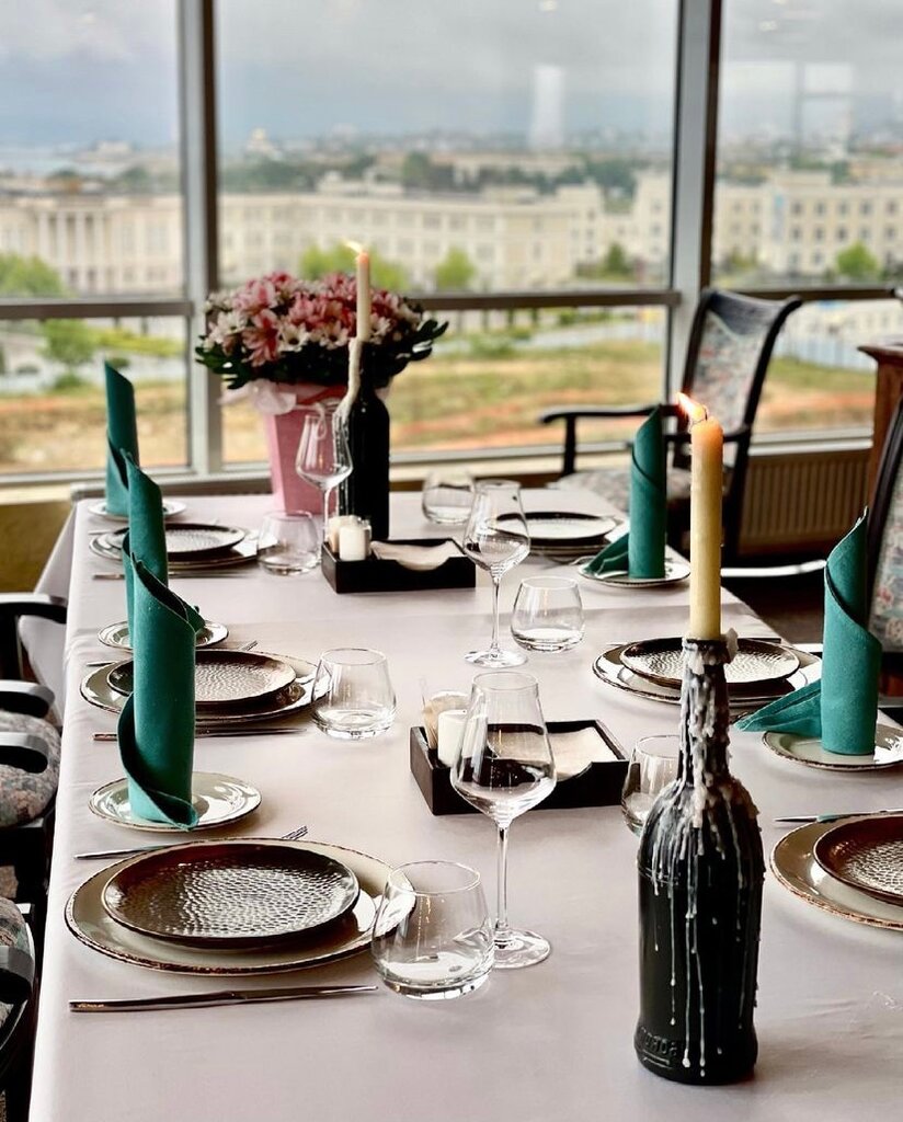 Restoran 7 Небо, Sevastopol, foto