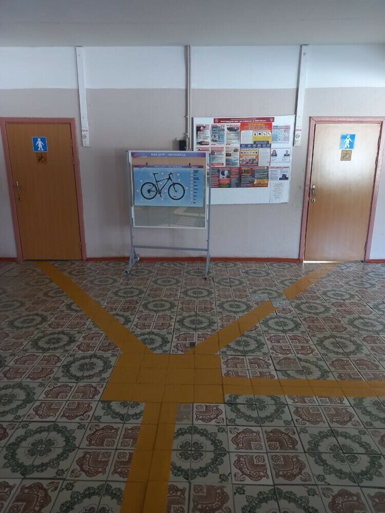 Fen lisesi, sosyal bilimler lisesi Mikulinskaya Gimnaziya s. Mikulino, Moskova ve Moskovskaya oblastı, foto