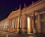 Mlýnská kolonáda (Lázeňská No:17/6), turistik yerler  Karlovy Vary'den