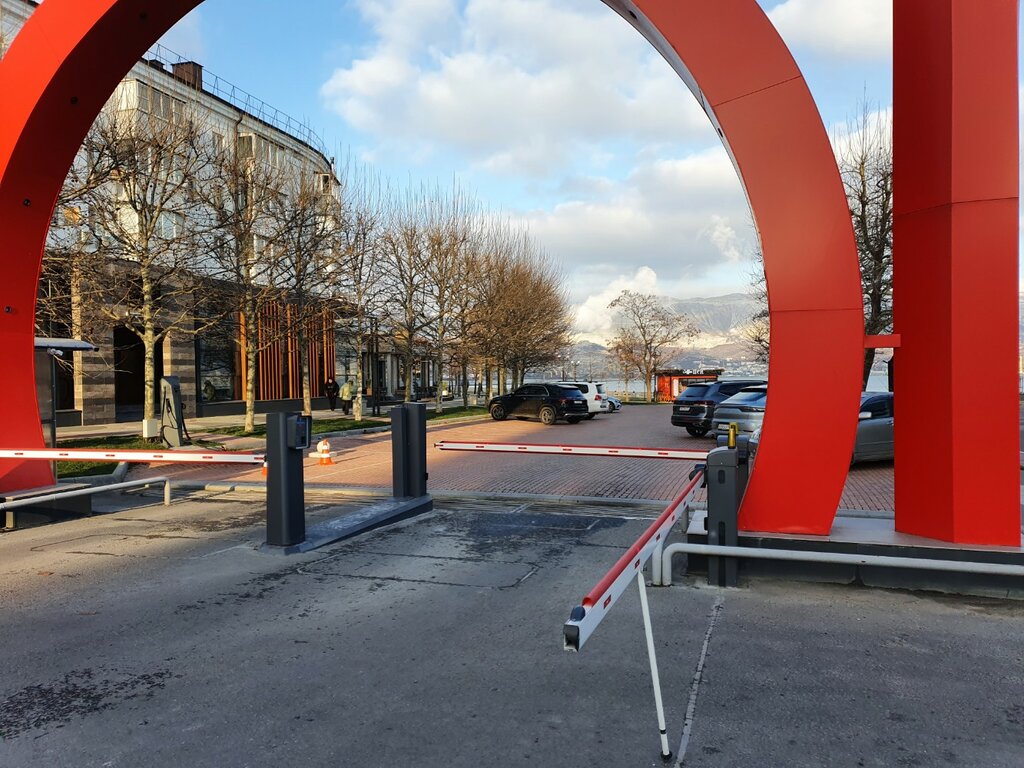 Otoparklar Автомобильная парковка, Novorossiysk, foto