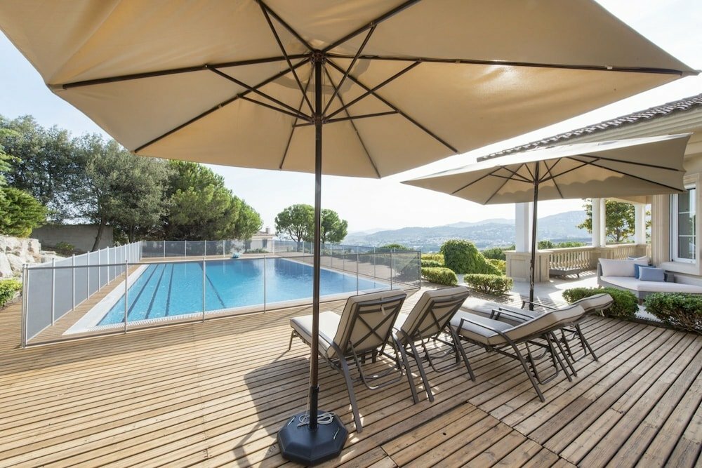 Otel Olala Sea&City View Villa, Katalonya, foto