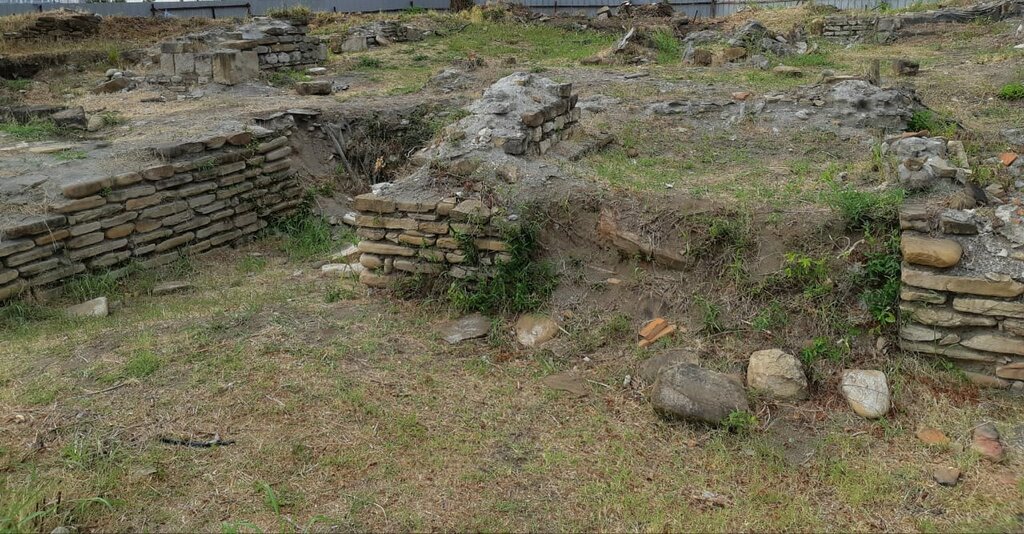 Turistik yerler Byzantine Temple IX–X century in Vesely, Krasnodarski krayı, foto
