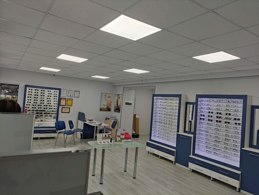 Optik Рады Видеть!, Peterhof, foto