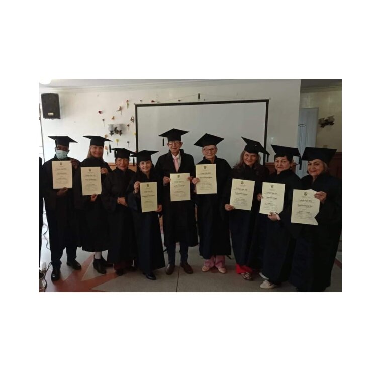 Ortaokul Bachillerato Móvil para Adultos, Colegio Siglo XXI, Bogota, foto