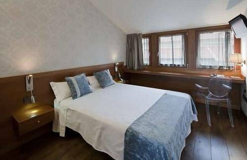 Otel Posada Real Los Cinco Linajes, Kastilya ve Leon, foto