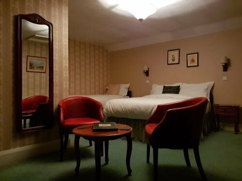 Otel Parva Farmhouse Riverside Guesthouse, Galler, foto