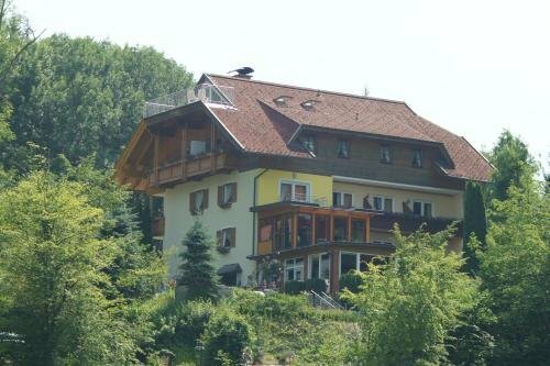 Otel Appart-Pension Seehang, Schiefling am See, foto