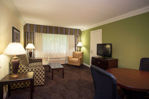 Holiday Inn Express Athens (Georgia, Clarke County, Athens, UBR78), otel  Athens'tan