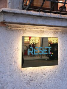 Maurizio Righetti Reset Beauty Wibes (Venice, Verona, Corso Camillo Benso Conte di Cavour, 28), kuaförler  Verona'dan