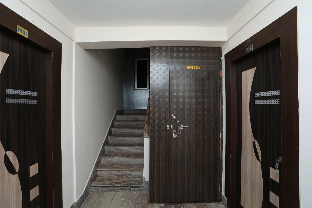Otel Oyo 8098 Livin Hub, Orissa, foto