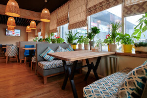 Dediko (Valeriia Lobanovskoho Avenue No:6А), restoran  Kiev'den