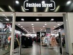 Fashion Street (Minigali Gubaydullina Street No:6), giyim mağazası  Ufa'dan