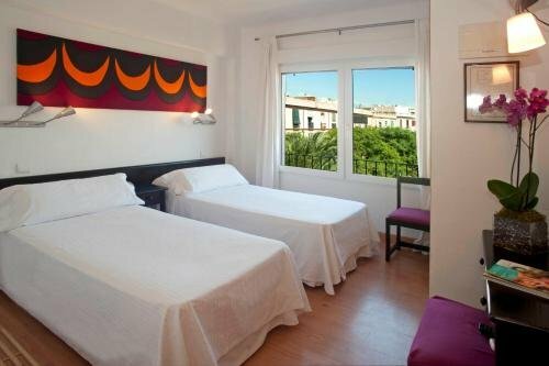 Otel Hostal Parque, İbiza, foto