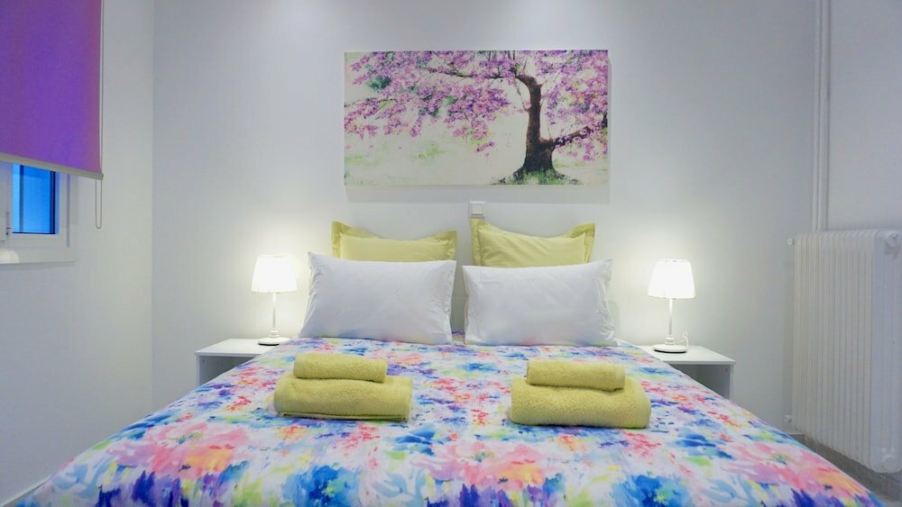 Otel Spacious Modern Apt in Athens near Metro, Atina, foto