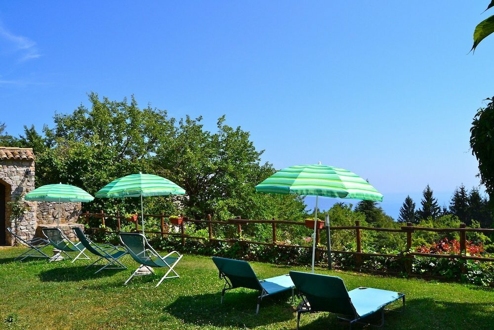 Otel Rosa Liano in Hilly Area - pet Friendly, Lombardiya, foto