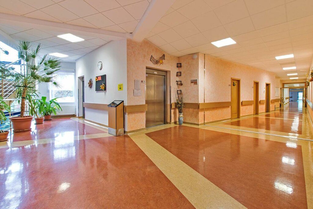 Engellilere yönelik ekipmanlar ve rehabilitasyon ürünleri Domovy Na Třešňovce V České Skalici, Hradec Kralove Bölgesi, foto